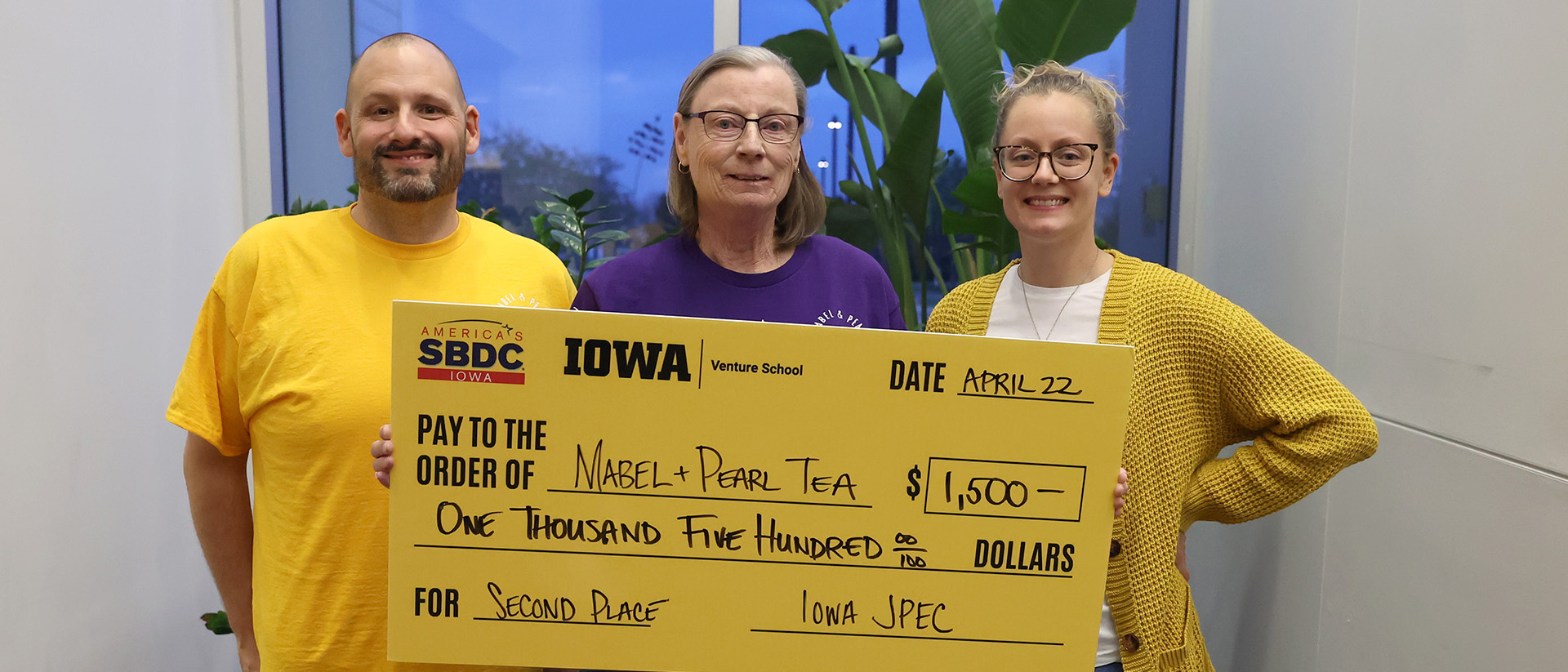 Tea and Cats Lead Mabel & Pearl Tea Co. to Venture School Success ...